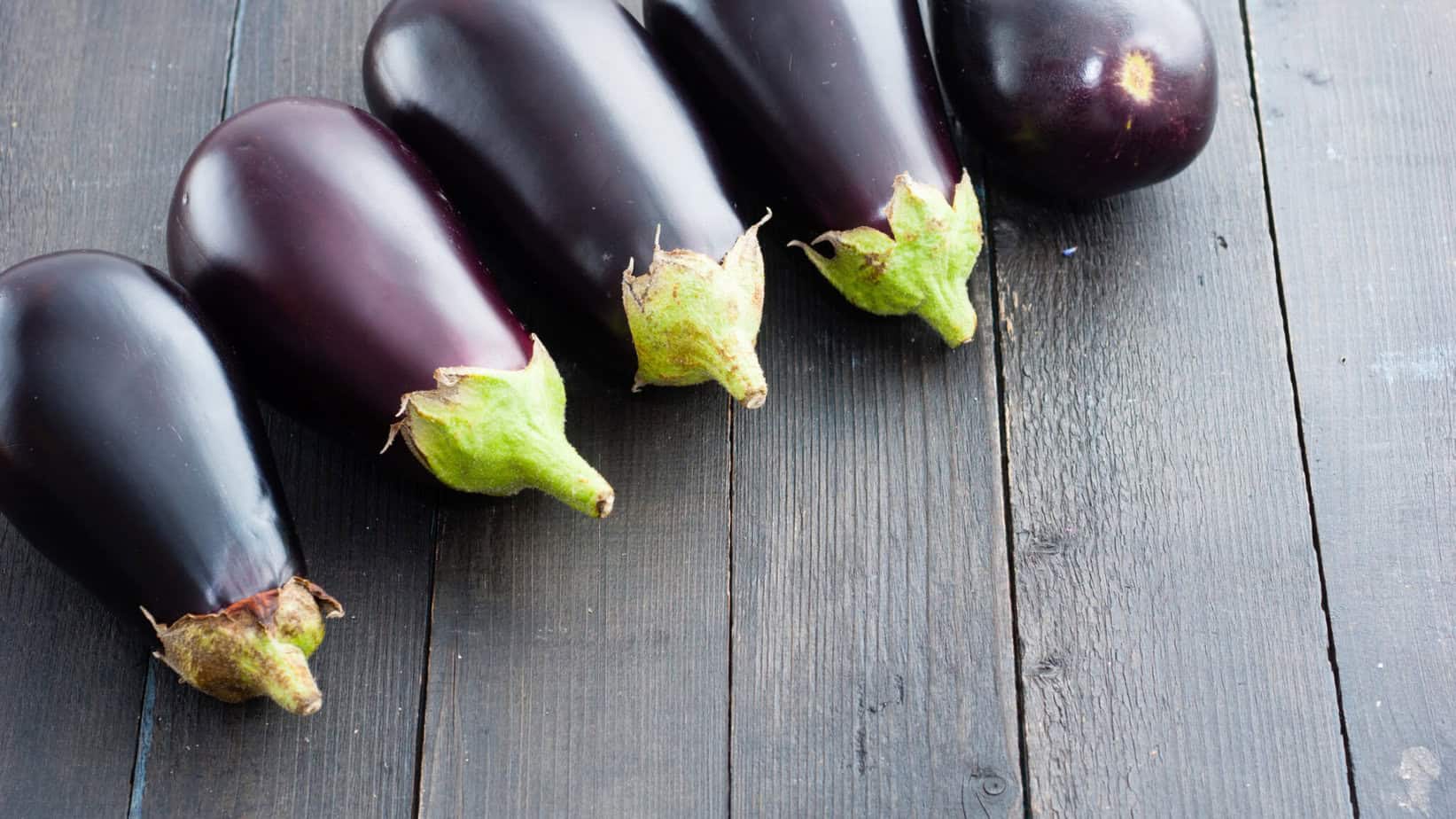 13 Easy Foods To Grow From Seeds For Cheap