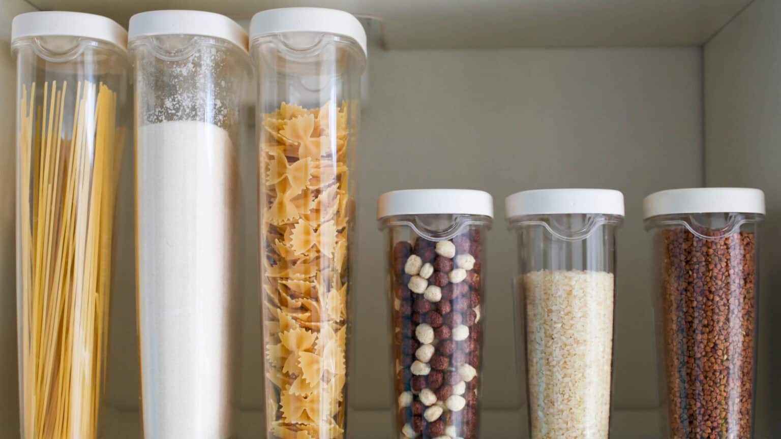 Best Homesteader's Kitchen Pantry Staples