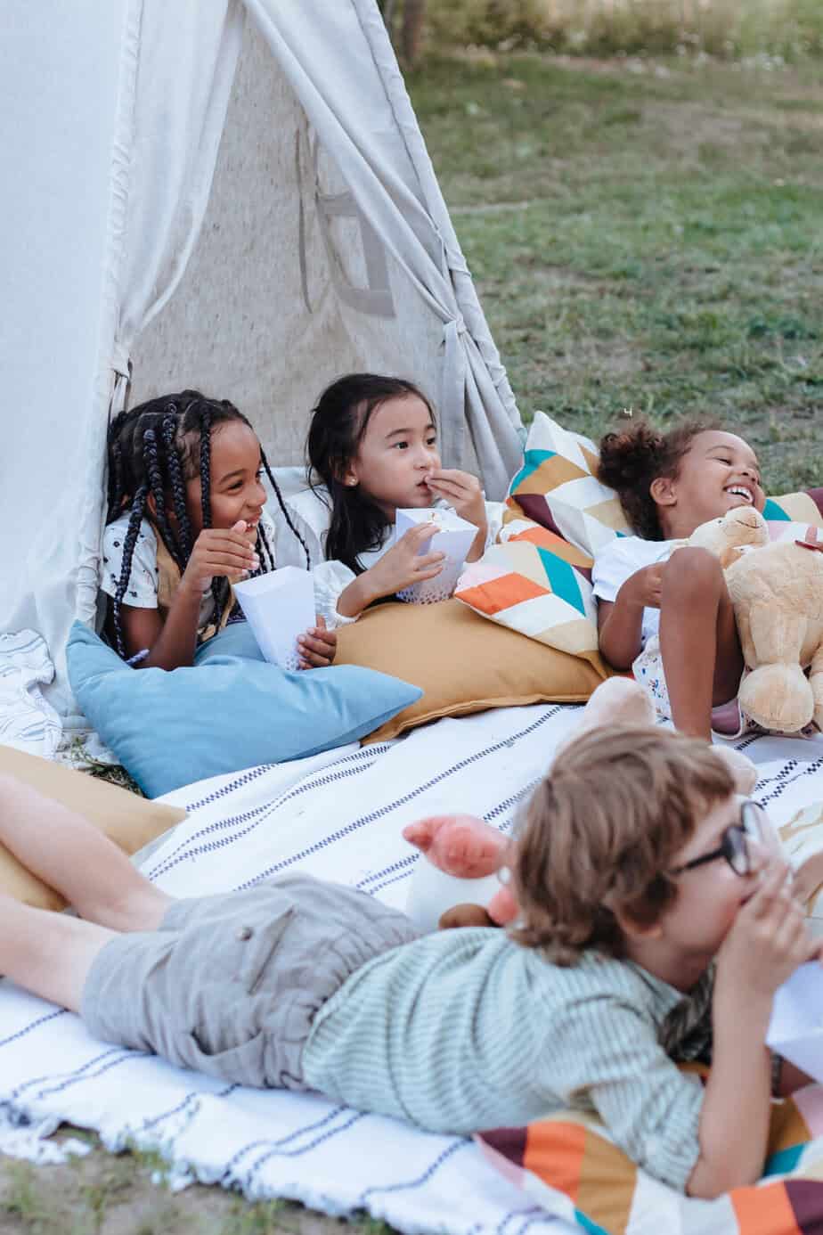 25 Spring Break Activities for Kids That Are Simple, Fun, and Affordable
